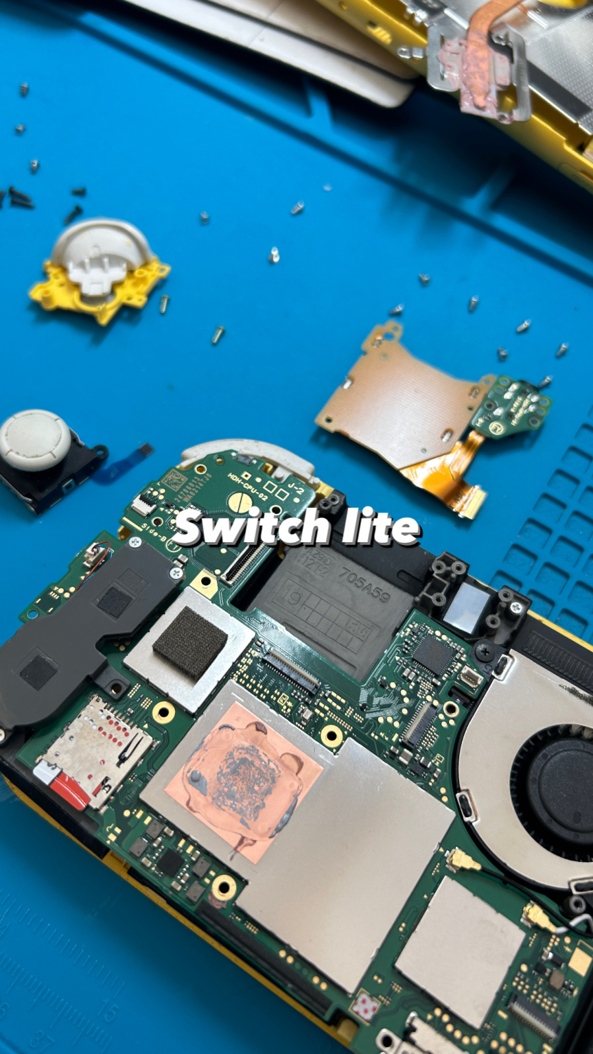 【本日の修理】Switch lite スティック交換！｜SMART Re:MAKE｜岐阜市にあるiPhone修理、iPad修理、Android修理屋